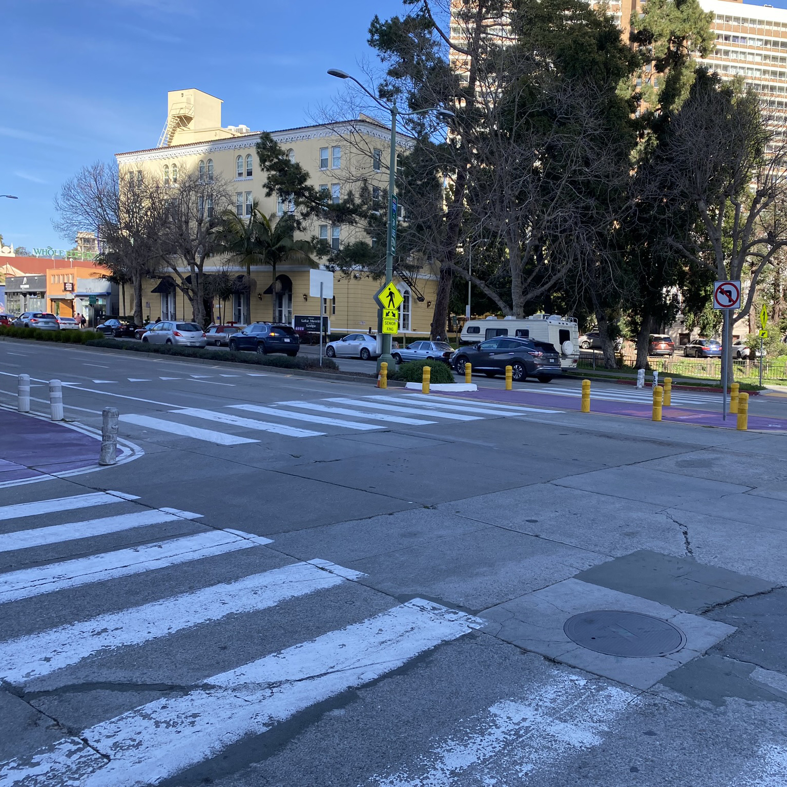 Median or Pedestrian / Bicycle Refuge Island - City of Orlando